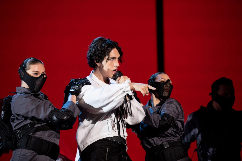 🇷🇸 Luke Black: "I'm baby-stepping back to performing - even with ...