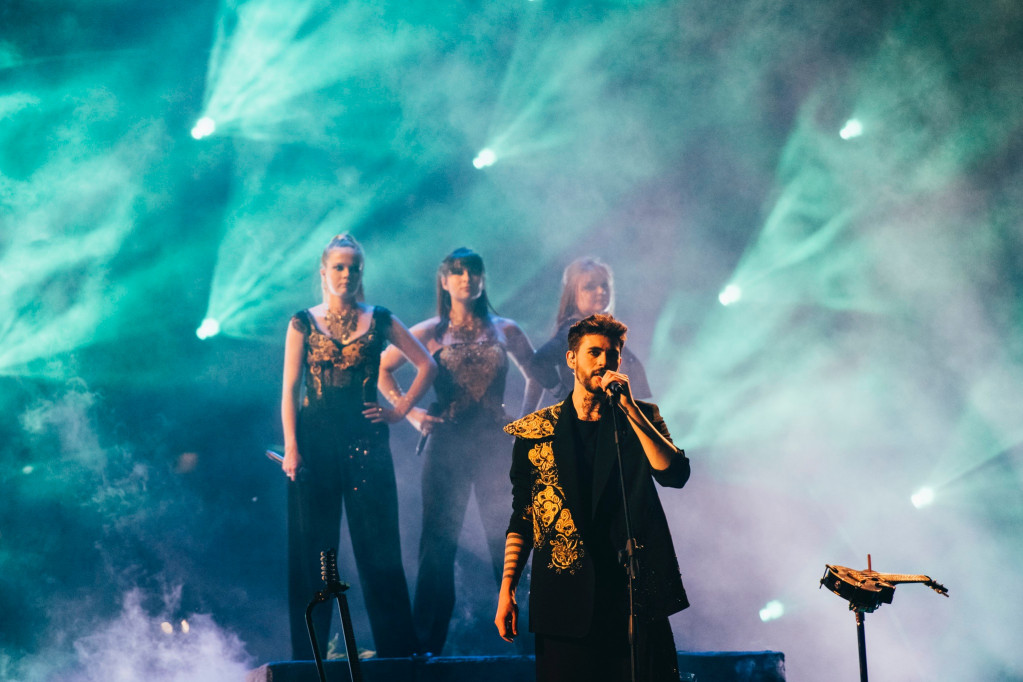 🇫🇷 Watch Alvan & Ahez's Live On Tape performance for Eurovision 2022 ...