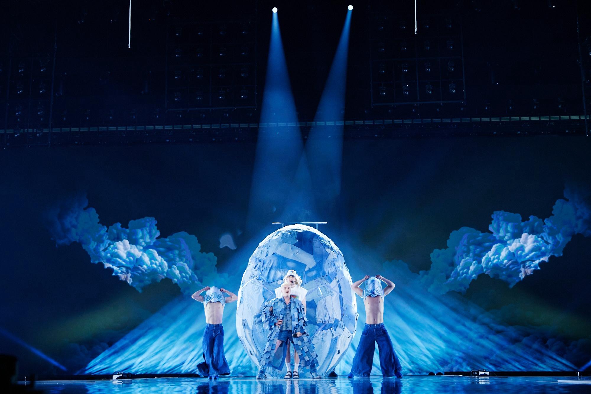 🇫🇮 EBU approves Windows95man's Outfit - That Eurovision Site