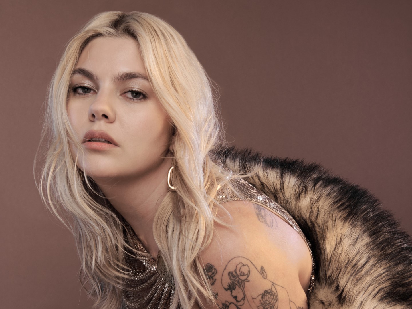 🇫🇷 Louane releases official music video for "Maman" - That Eurovision Site